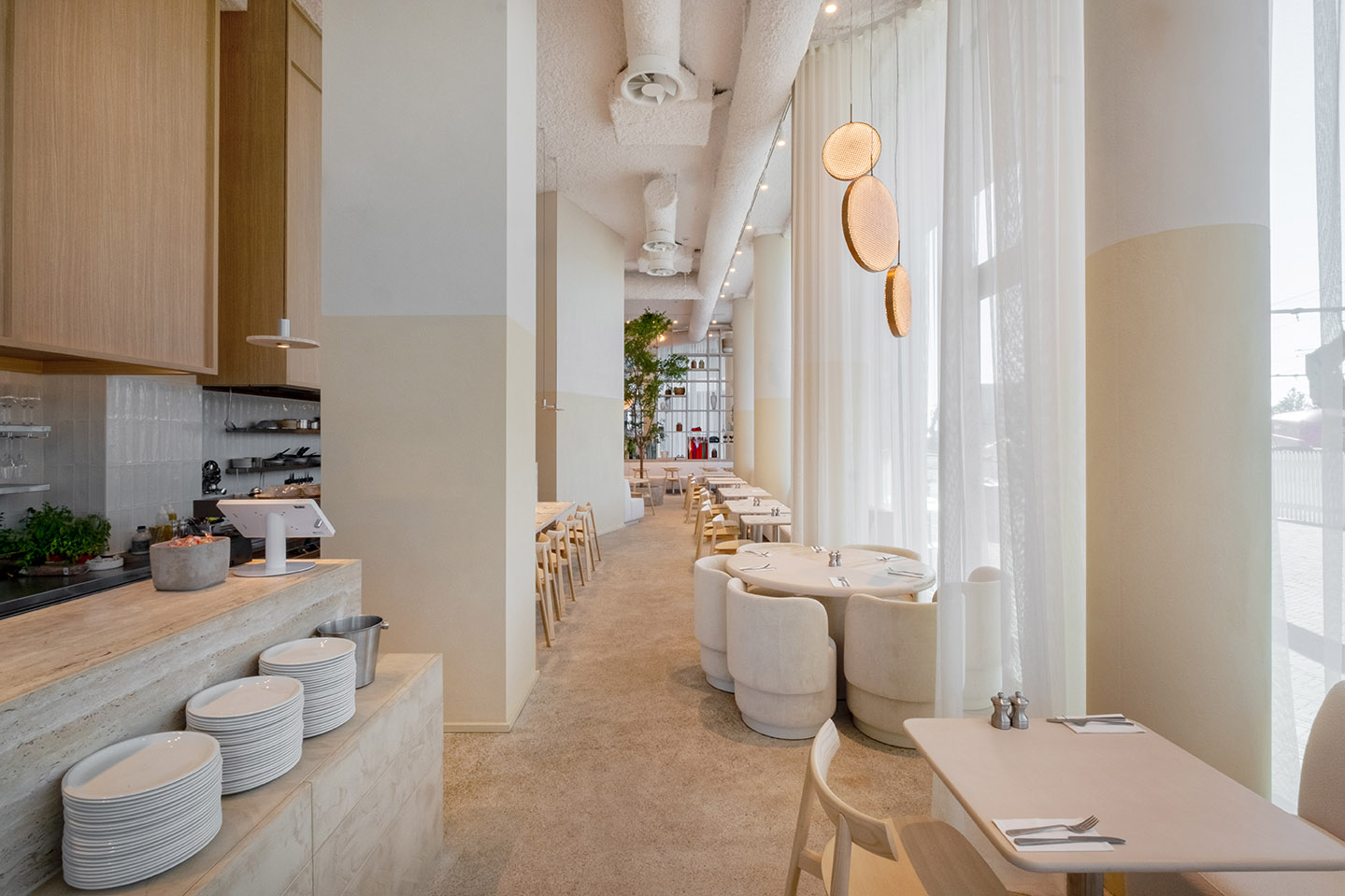 Dark for Woyo Eatery / Enso District Hotel